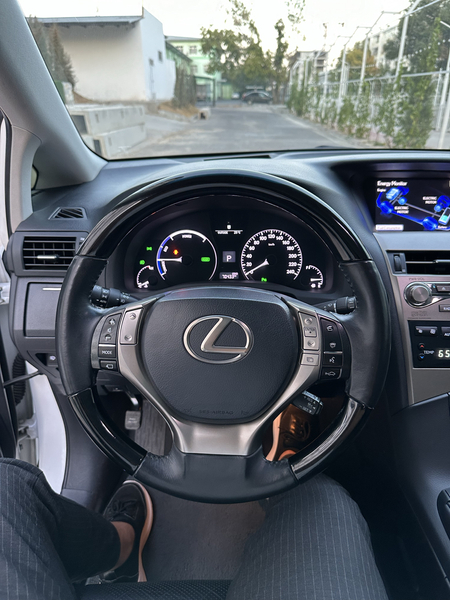 Lexus RX450 hybrid