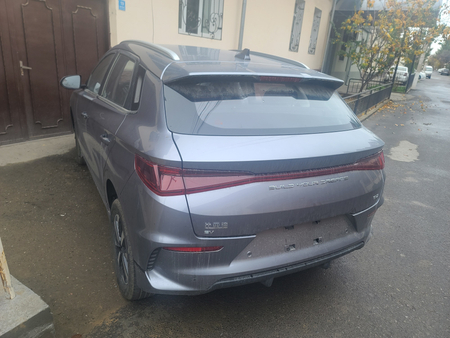 BYD e2 full 405 km