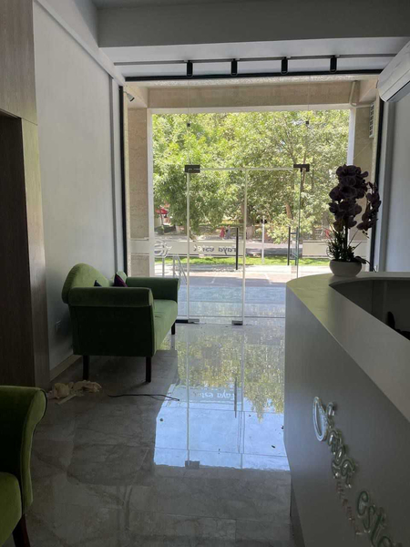 Клиника/салон/бутик/магазин 170м2 (85м2+85м2) с ремонтом, первая линия