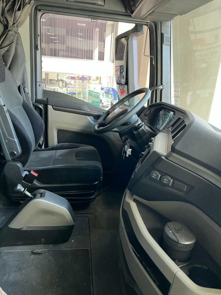 MAN TGX 18.480 4X2 BL SA Comfort Euro 5 ATM (Германия){ tyagach, Фура}