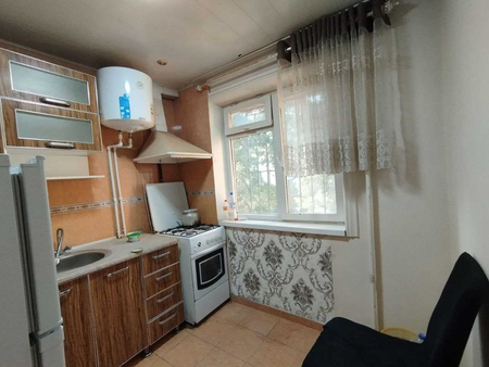 № 1359 2х комнатная квартира на 2этаже по ул Богдод