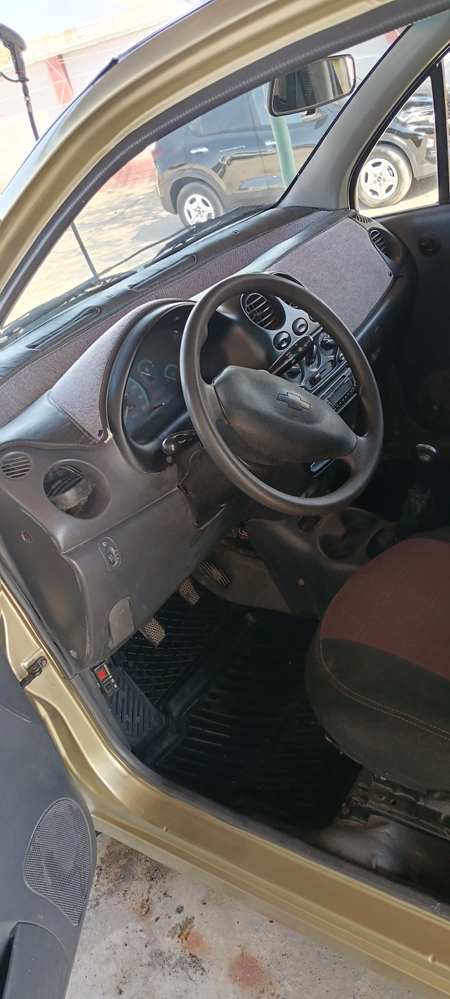 Matiz moshinasi sotiladi