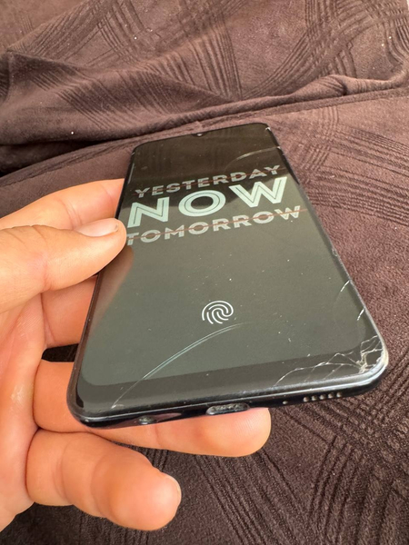 Samsung a 50     .