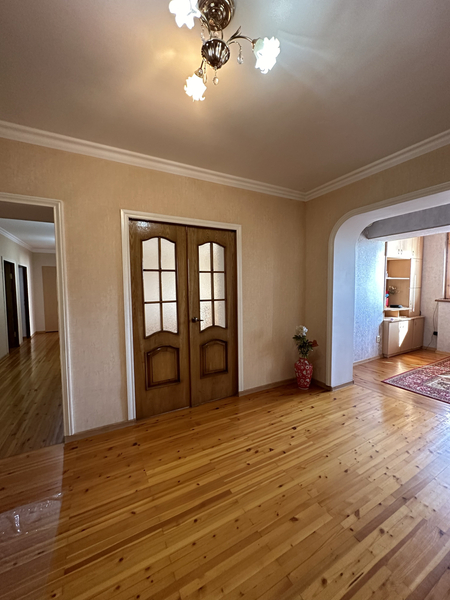 4-х комнатная квартира 126м2 спец.план. (Ориентир ц6 пожарка Лабзак)