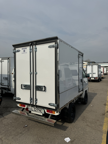 Nexia 1.6 mator 2009-yil oq rang gazi bor