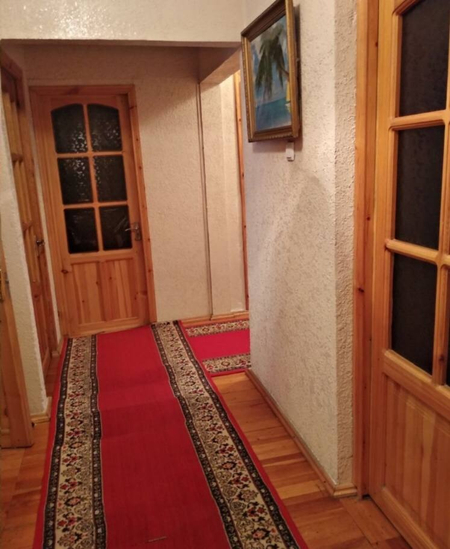 Ц6 4/4/4 кирпич, частично с мебелью, напротив На Небе