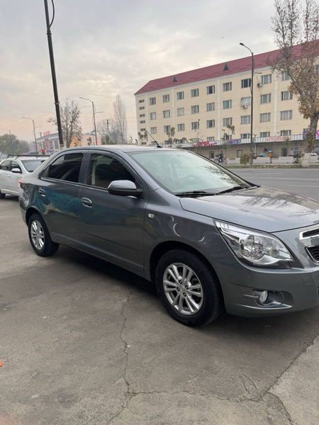 Cobalt серый kulirang sotiladi