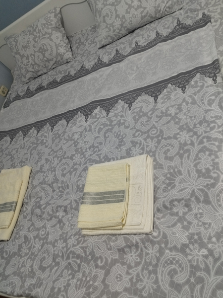 Hotel   bez zakis Гастинса