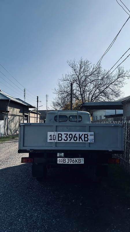 UAZ УАЗ бортовой 3303