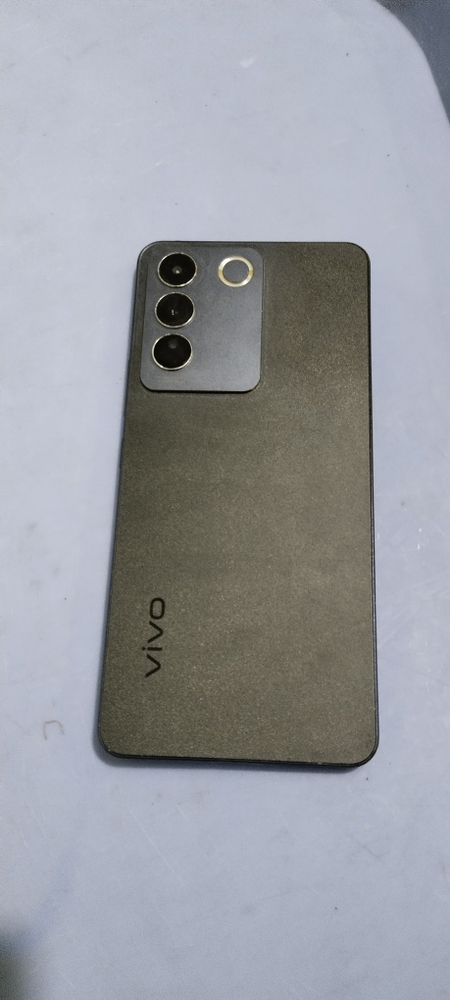 Android Vivo V27e