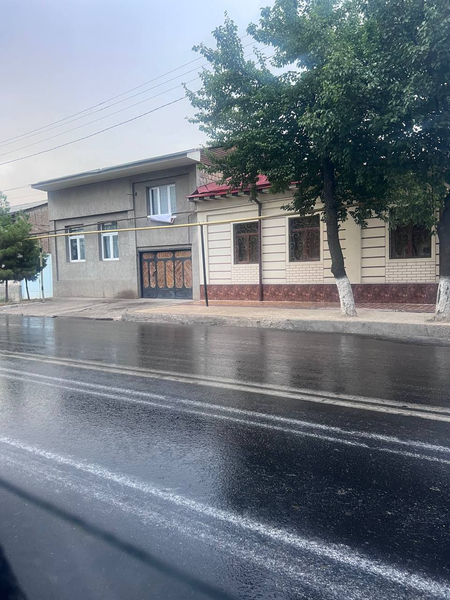 Uy sotiladi      2,5 sotik