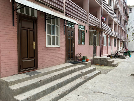 Продаю свою собственную квартиру в районе дск