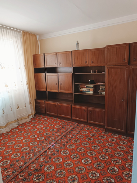4 комнатная квартира в кирпичном доме. г. Нукус
