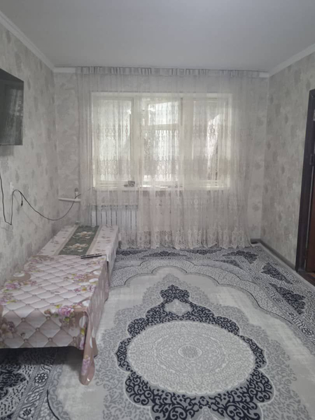 Chirchiq 3,mik 2 xona  va 3xona uy sotiladi