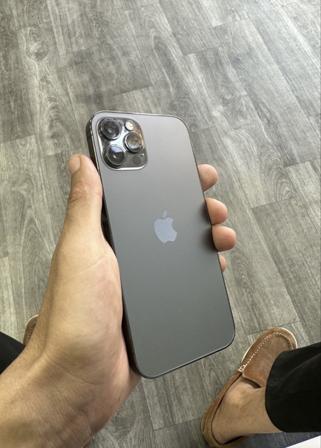 Iphone 12 pro idial 83yomkost