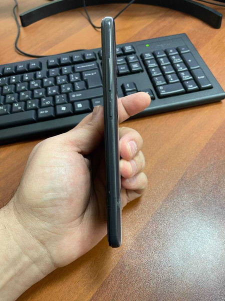 Продам Redmi 8 32гб