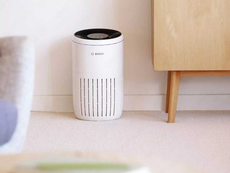Автомобильный Очиститель воздуха Bosch AIR2000 в упаковке.