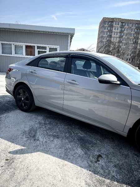 Hyundai Elantra 2023