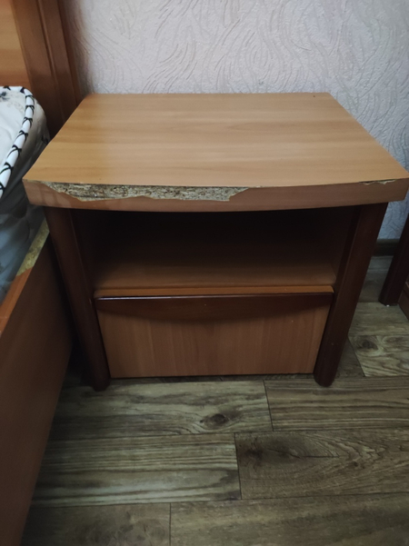 Продам спальный гарнитур.