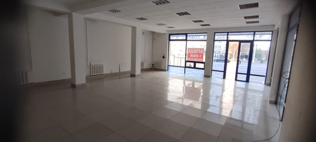 Arenda 67kvadrat Algaritm Avtosalon oldida 1-linyada yo\\\'lli yuzasida