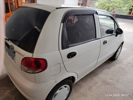 Matiz yili 2010 asvijit bugan sariqdan oqqa qaytgan \\nBir qul moshina x