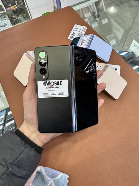 Samsung Z Fold 4 • Nasiya SAVDO Bor • 8/256gb • Orgianl