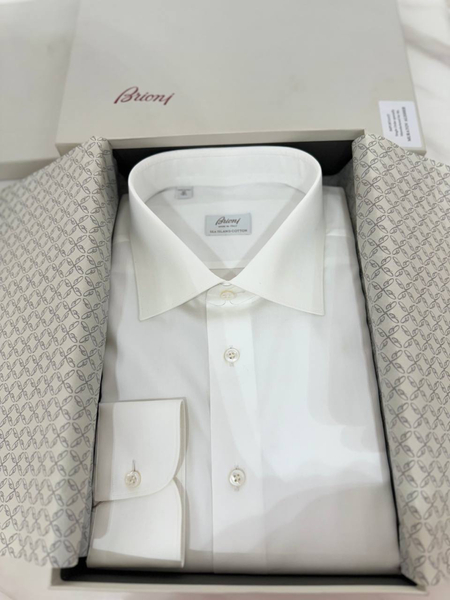 Хлопковая сорочка от Brioni. Italia