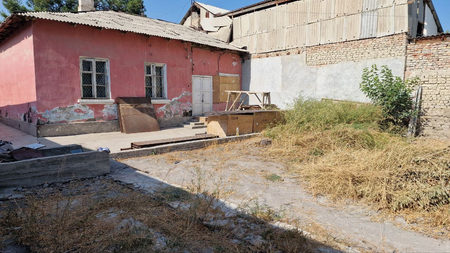 Продаётся дом в центре города Ферганы