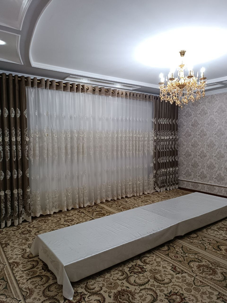 Срочно центрда жайласкан жер жай сатылады