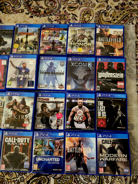 Playstation 4,  игры на дисках. В идеальном состоянии.