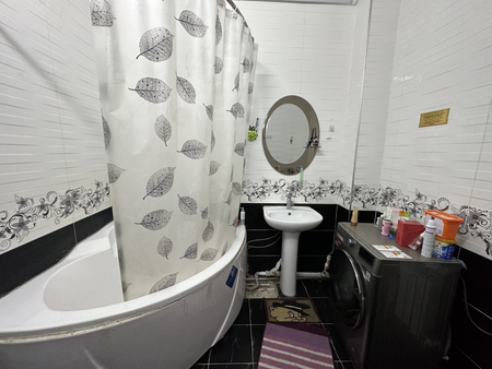 Центрда! 4 кабатта, 4 болмели, 130 м/кв