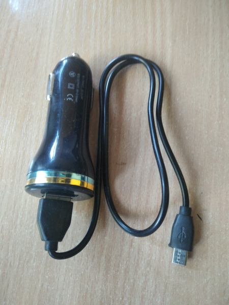 Для автомобилей,USB переходник с прикурителя авто.