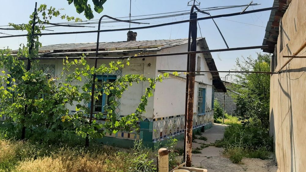 Продается участок 4 сотки земли.  Мирабад. Транспортный институт.
