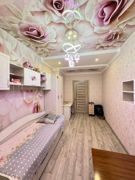 Продается дуплекс 5-ти ком., квартира 5/3/4 152м2