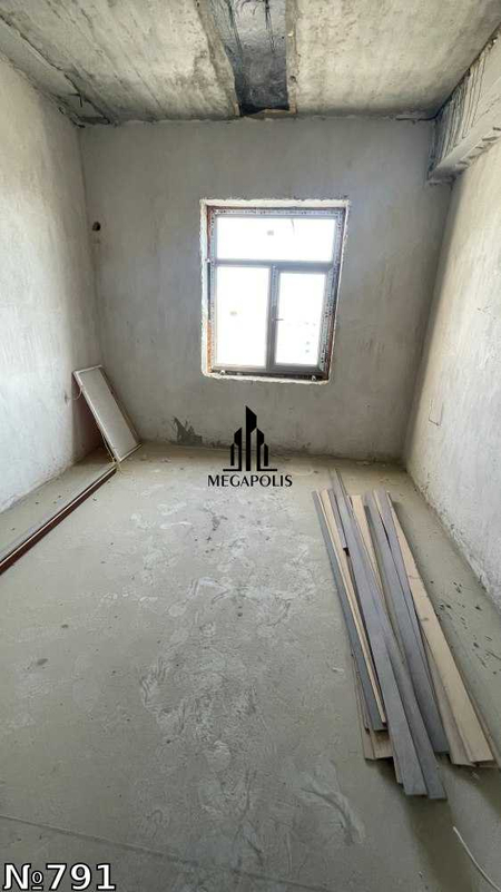 fayzobod masjid tomondan 1 xonali kvartira sotiladi  №791