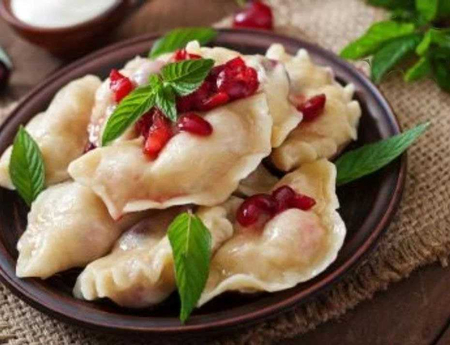 Полуфабрикаты (пельмени,манты, котлеты,долма, голубцы и др)