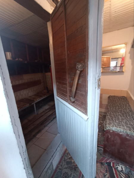 Продается участок с домом в Бектемирском районе