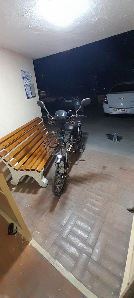 ELEKTRO VELIK sotiladi.\\nHolati ideal 1 ta batareya bi