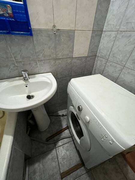 Продаётся квартира Чиланзар Ц квартал 2/1/4