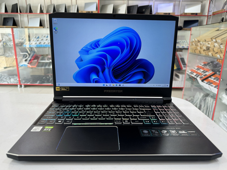 Acer predator helios 300 core i7 1 tb ssdlik RTX 3060 6 gb videokarta