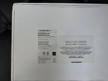 Apple MacBook Air M2 8/256GB 2022 года в идеальном состоянии