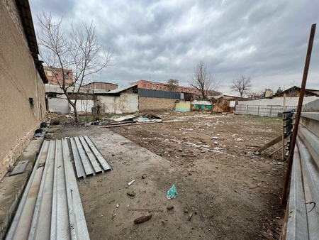 Вдоль дороги продаю землю