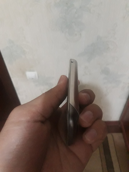 Samsung GT-3530 стильная звонилка