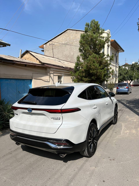 СРОЧНО!!! Toyota VENZA hybrid + 1100km yuradi!!