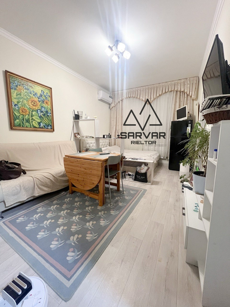 Продам 1/4/4Ташгрес  Локомотив парк