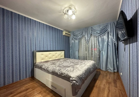 Продаётся на Ферузе 3ком