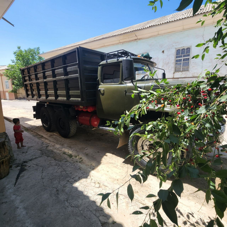 Zil 131 ideal sotiladi