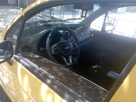 Matiz sotiladi tez va arzon