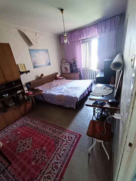 4 х ком Спутник 16. Площадь 100 м2 балкон 2 на 6 всё раздельно. 67.000