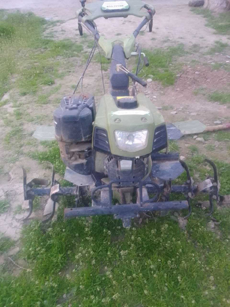 Moto Kultivator Sotiladi